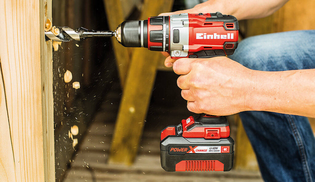 The cordless drill in action | Einhell blog