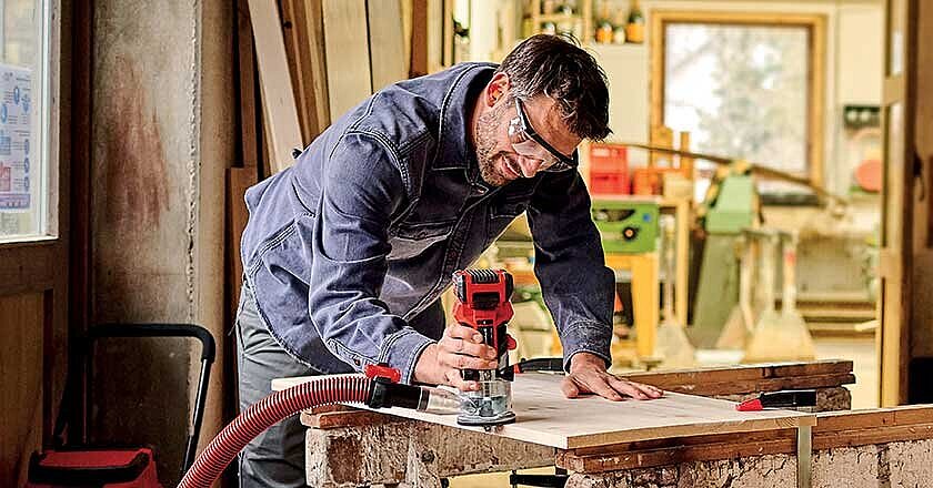 Wood milling machines: Routers & flat dowel cutters